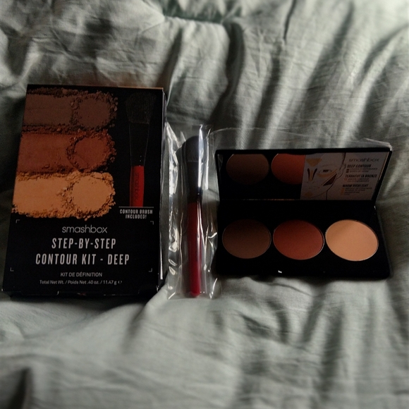 Smashbox | Makeup | Smashbox Step By Step Contour Kit | Poshmark